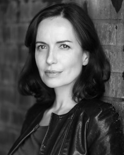 Voiceover Artists UK - Hire Voice Actors